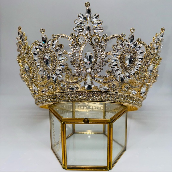Weddingtown | Accessories | Extra Large Luxury Statement Tiara Crown ...